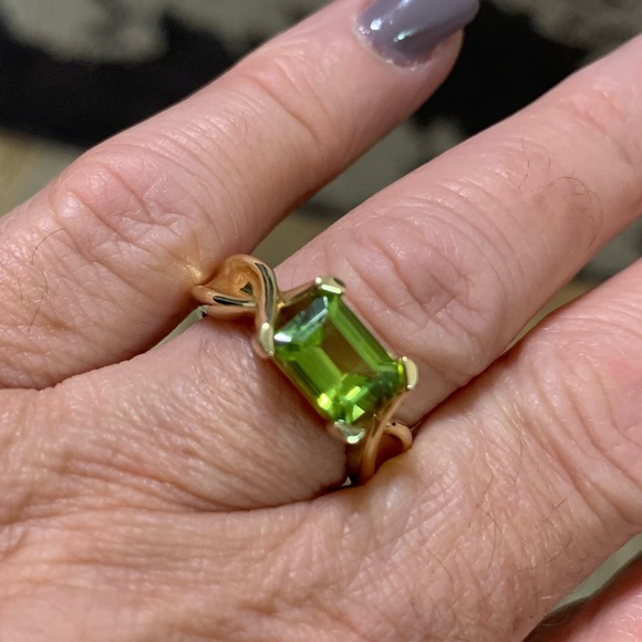 Stuller | Jewelry | New 4ky Emerald Cut Peridot Ring | Poshmark
